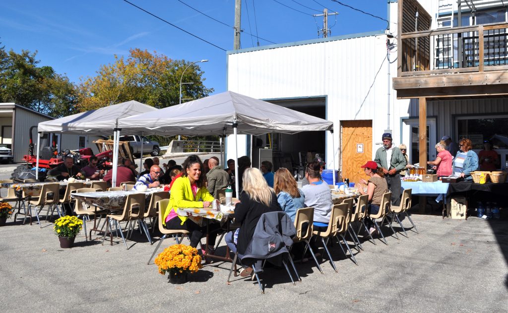 Walkerton Community Church hosts outdoor Thanksgiving meal