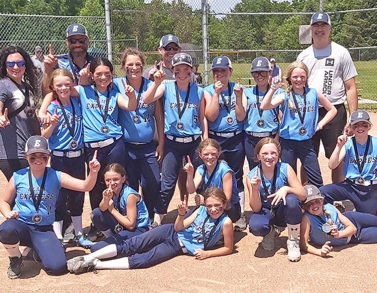 Elma U11 Express win Ingersoll tournament