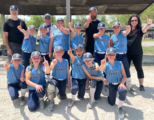 Elma U11 Express go undefeated at Mitchell tourney
