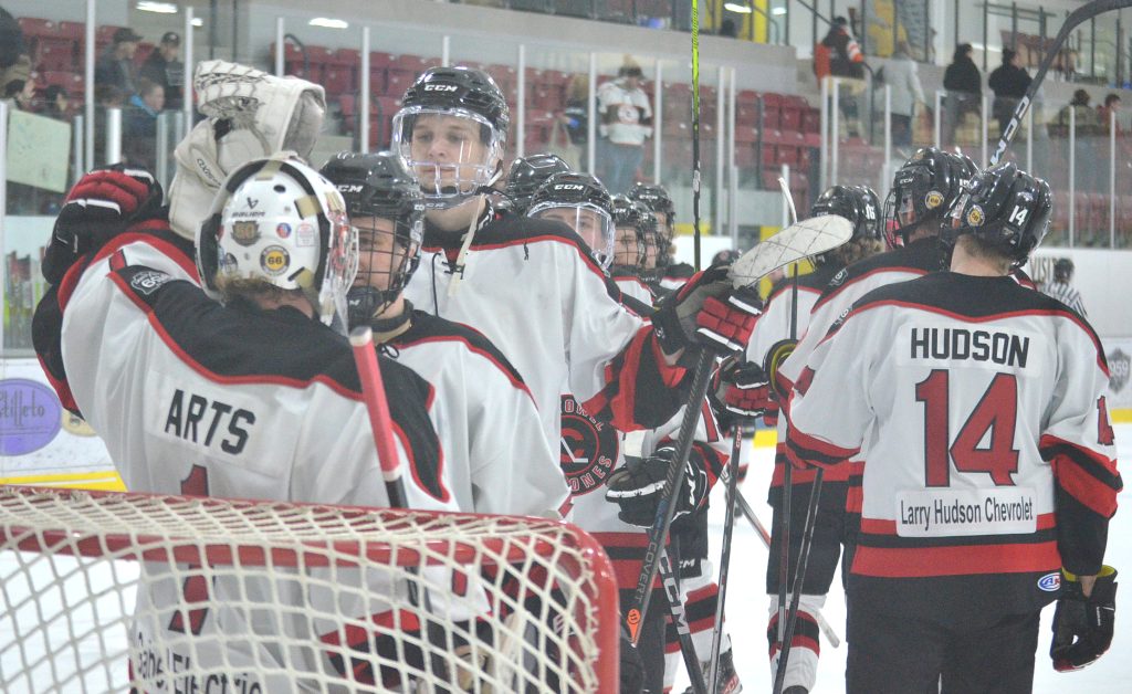 Cyclones sweep their way into Midwest semifinals