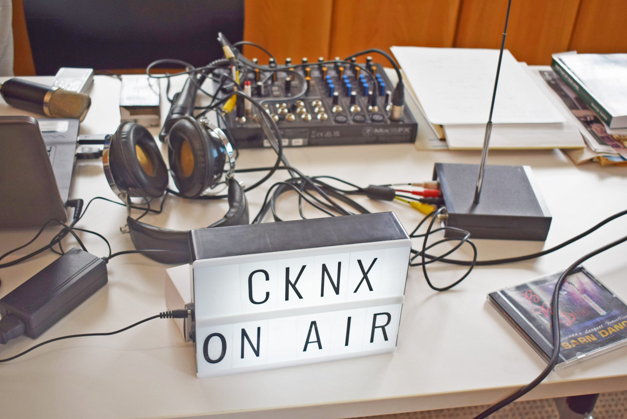 Wingham turns back the dial to CKNX history
